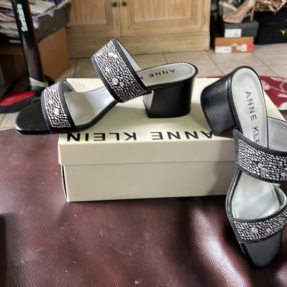 Anne Klein | Shoes | Anne Klein Bellini Iflex Sandal In Black Sz 8 2 ...